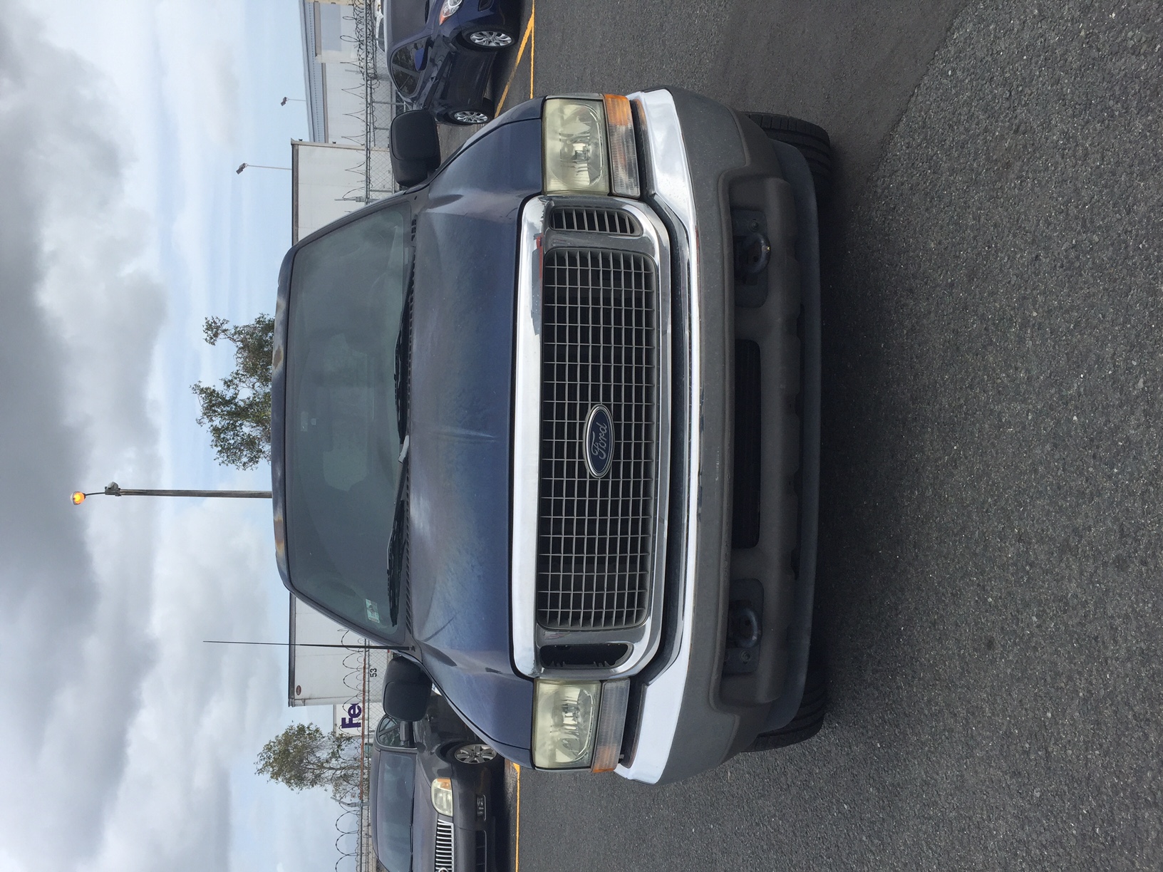 » 2004 Ford Excursion, Blue (D18287)