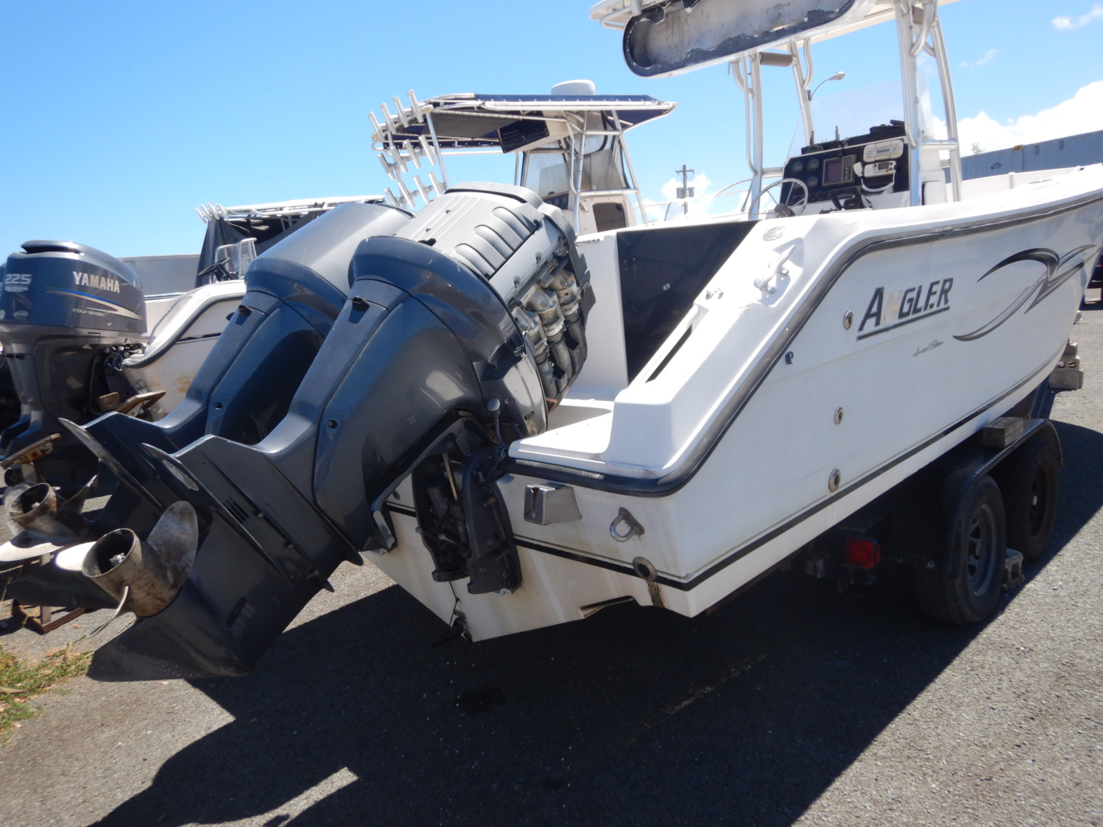 » 2005 Angler C/C 26′ Vessel, White (703862)